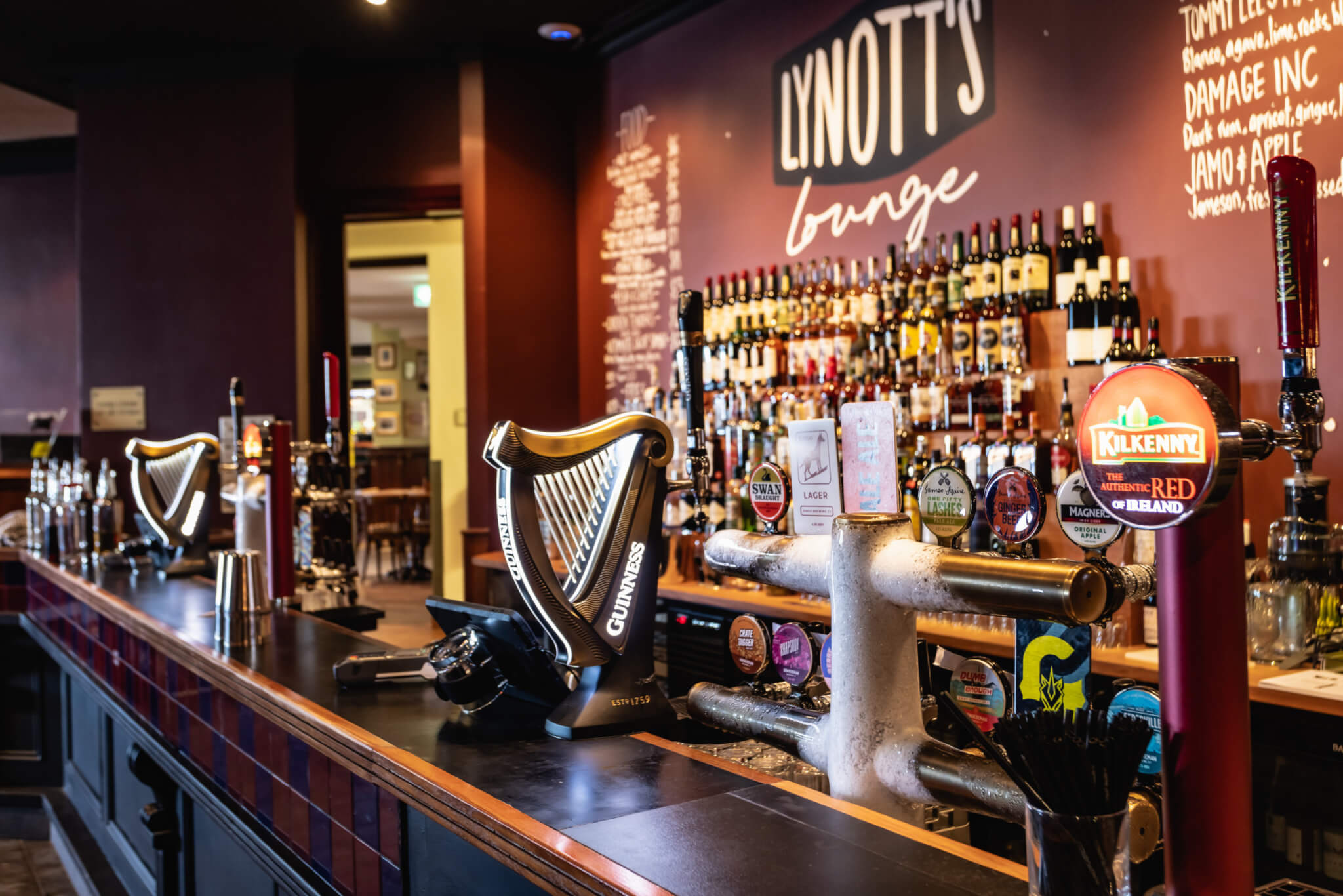 Johnny Fox's | Barons Beverage Services